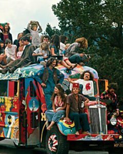 Hippies: the Influence of Music on Fashion in the 1960s - Vintage-Retro