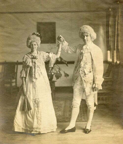 Vintage Halloween Costume Trends During the 19th Century - Vintage-Retro