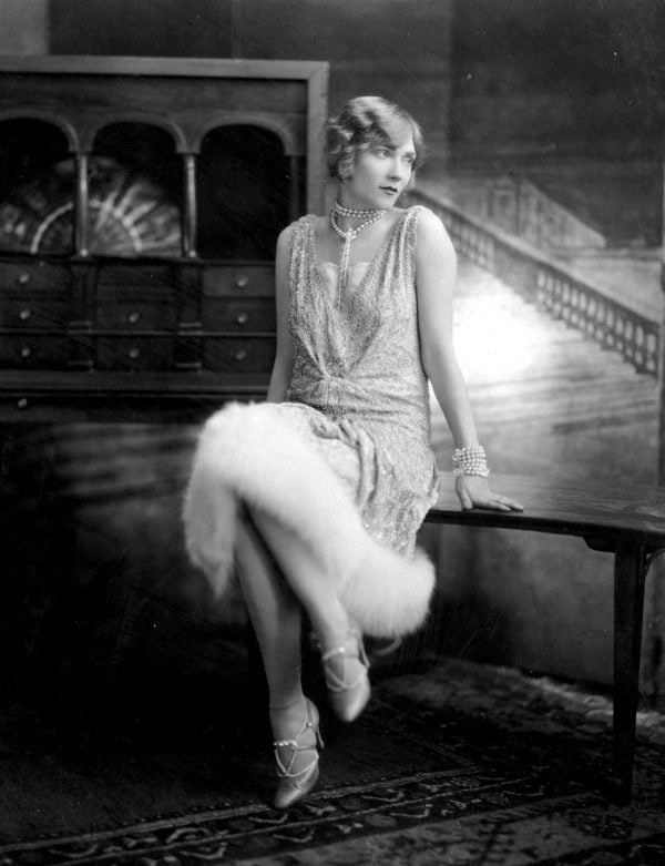 Flapper Dresses Hollywood Style: the Modern Vision of the 1920s Dress ...