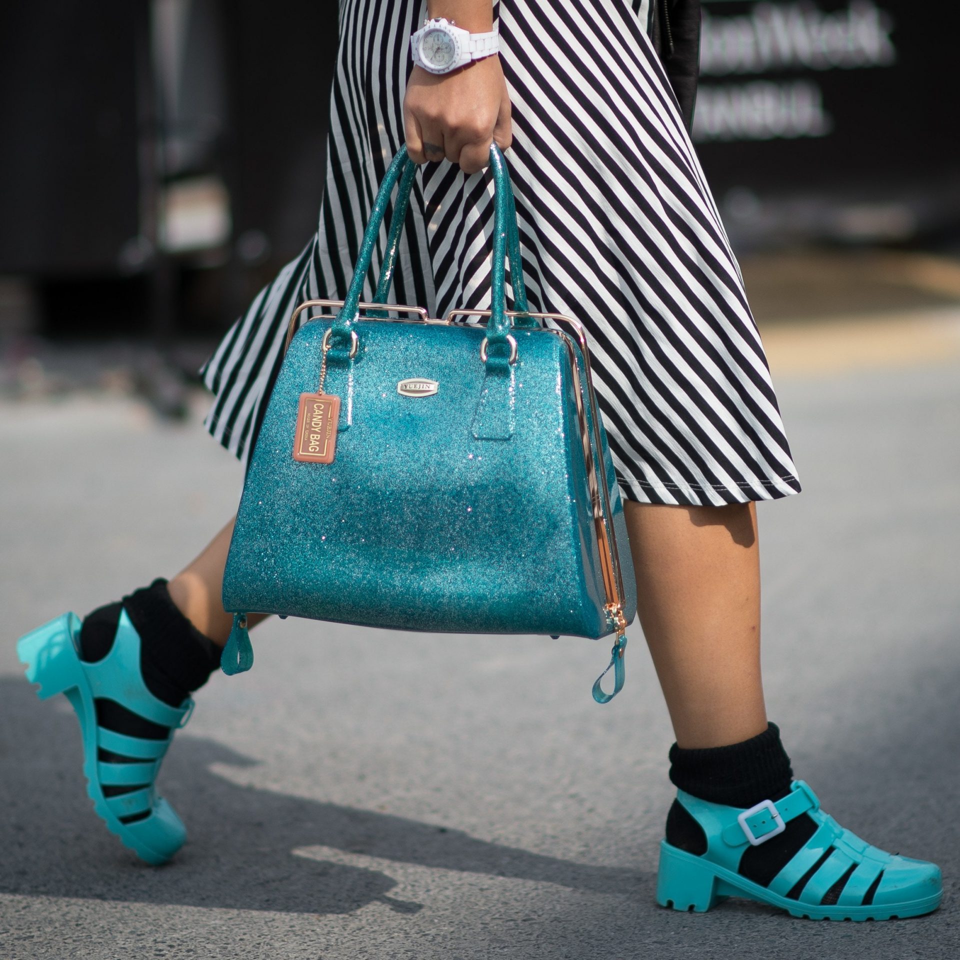 Shoes in the 80s: Popular Shoe Styles You Cannot Miss for Late Autumn ...