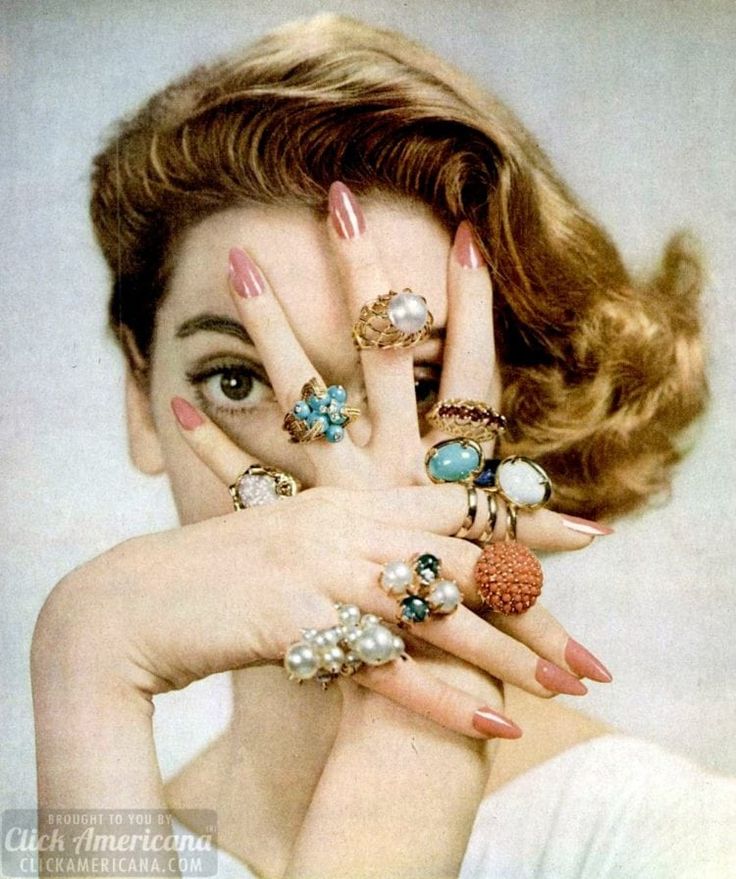 60s Jewelry Trends: Most popular looks for the 1960s - Vintage-Retro
